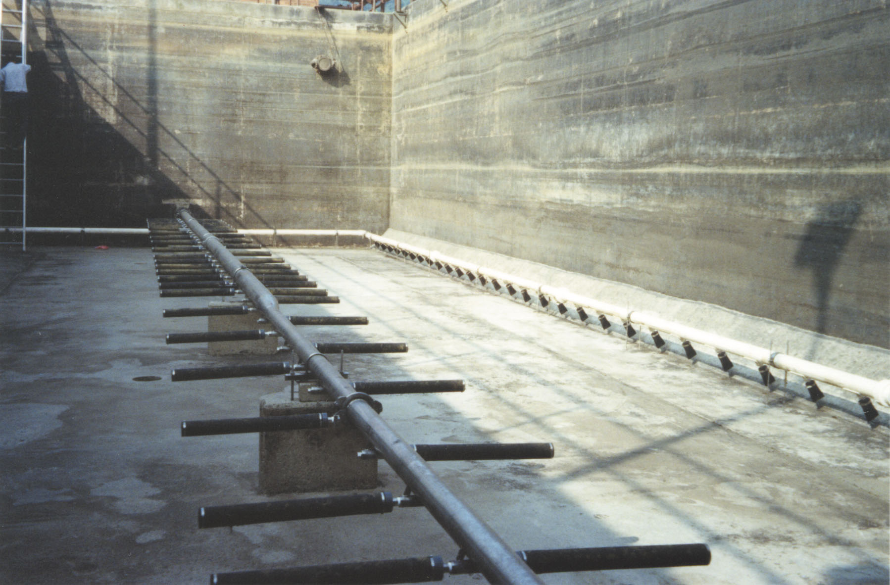 Installations | Red Valve